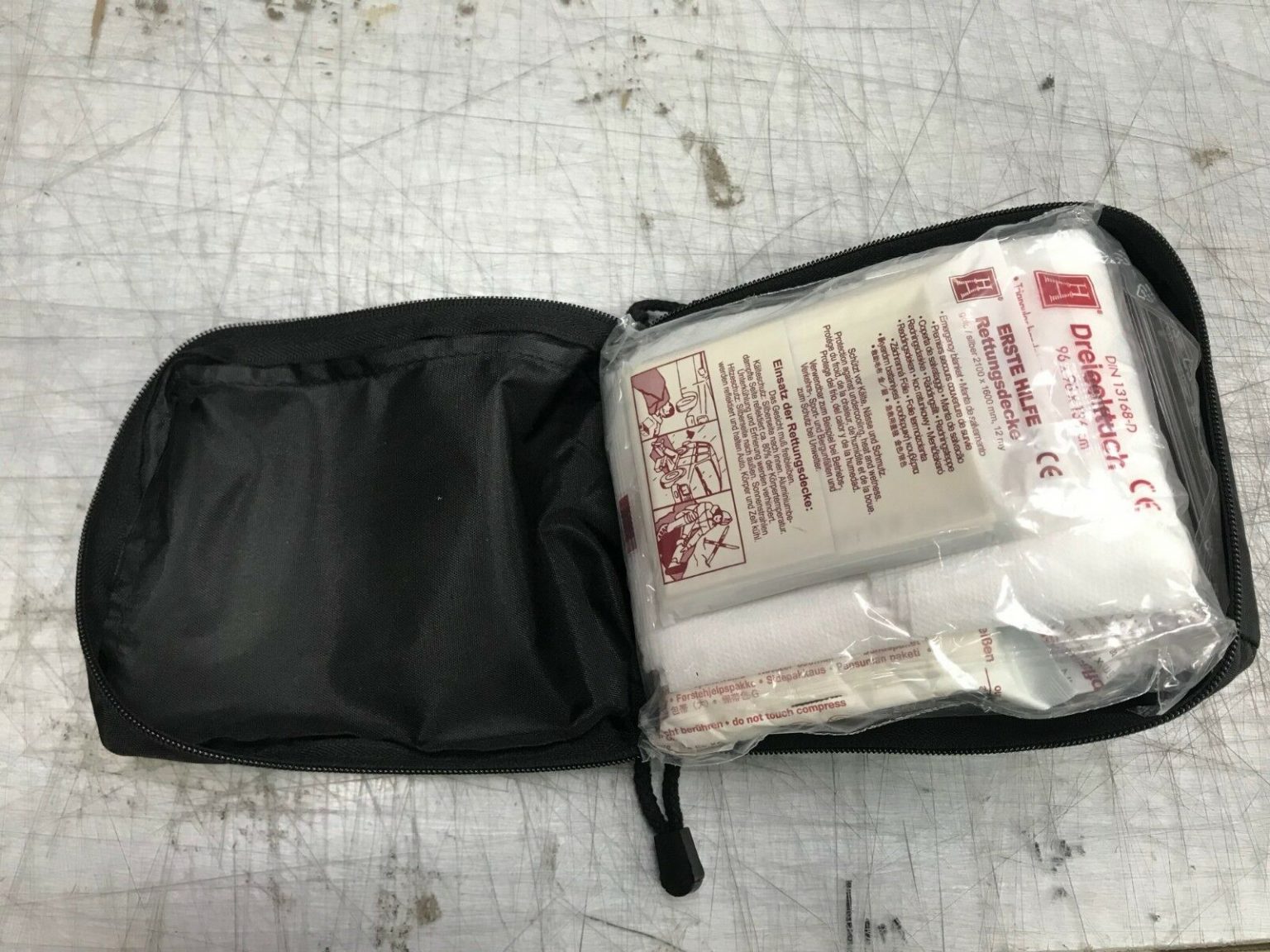 Aston Martin First Aid Kit - PARTS @ ASTON MARTIN WORKS